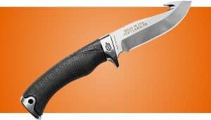 9 Best Gut Hook Knives for Hunting - Skinning Made Easy